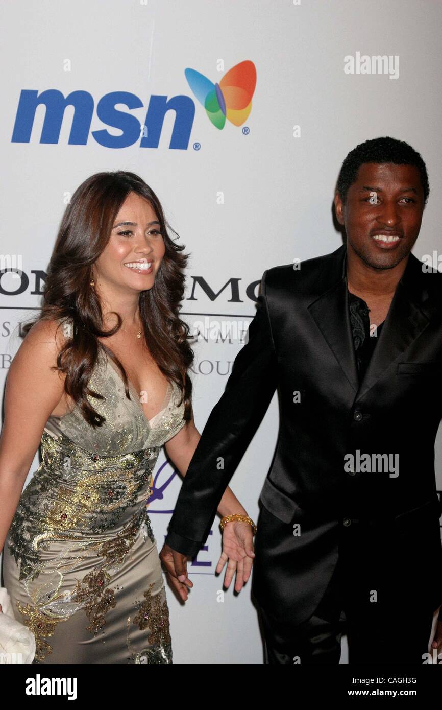 Babyface grammy hi-res stock photography and images - Alamy