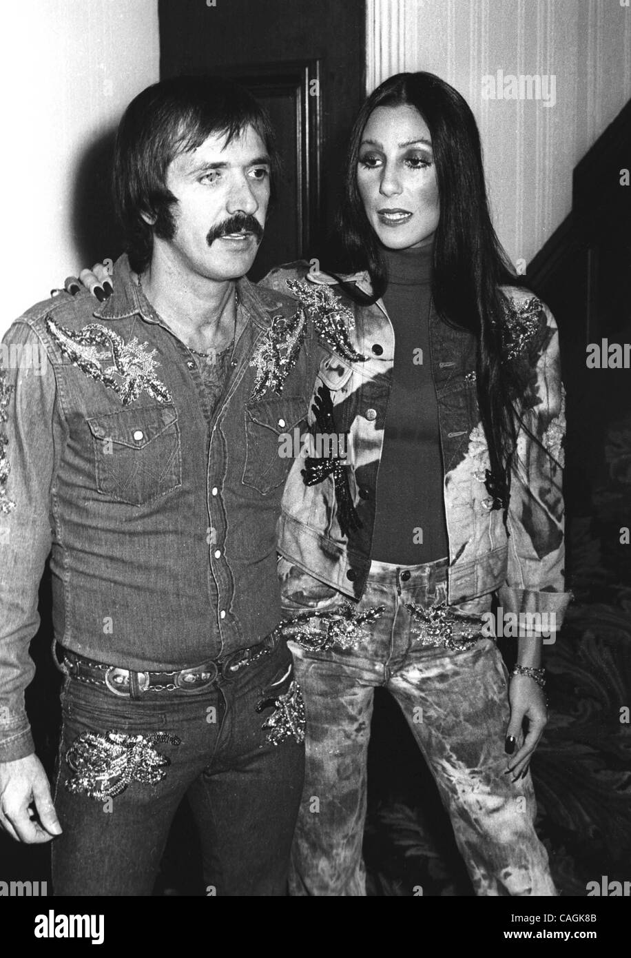 Cher sonny bono hi-res stock photography and images - Alamy