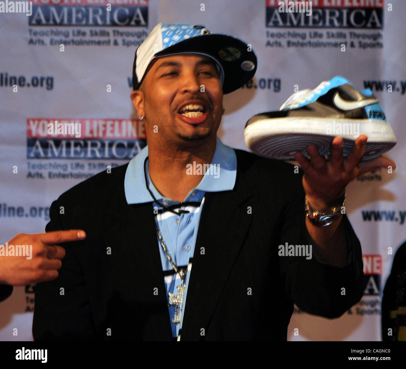 Feb 02, 2008 - Tempe, Arizona, USA - Rapper FATAL MACK walks the red ...