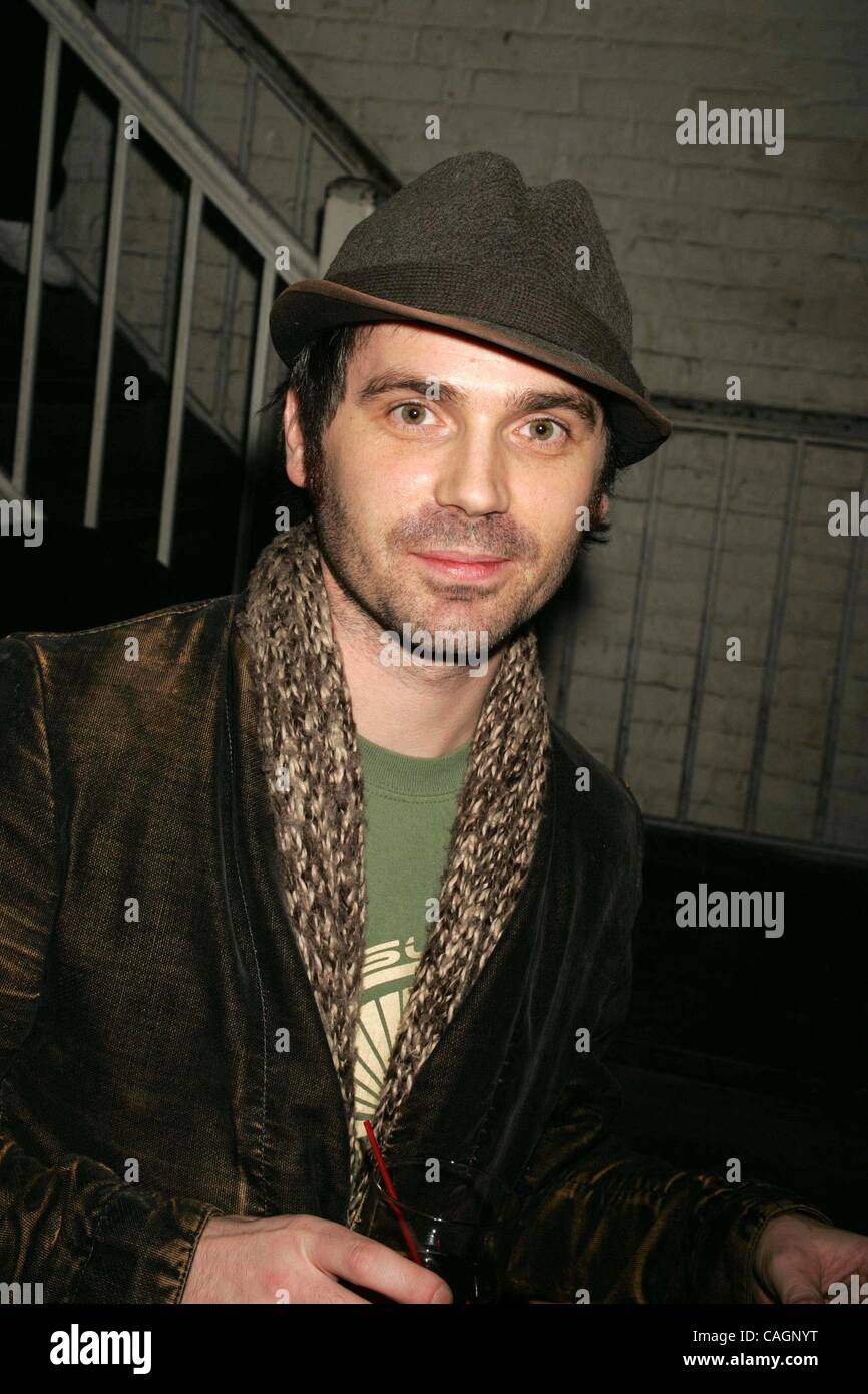 Feb. 3, 2008 - New York, New York, U.S. - CARLY SIMON, HER SON BEN ...