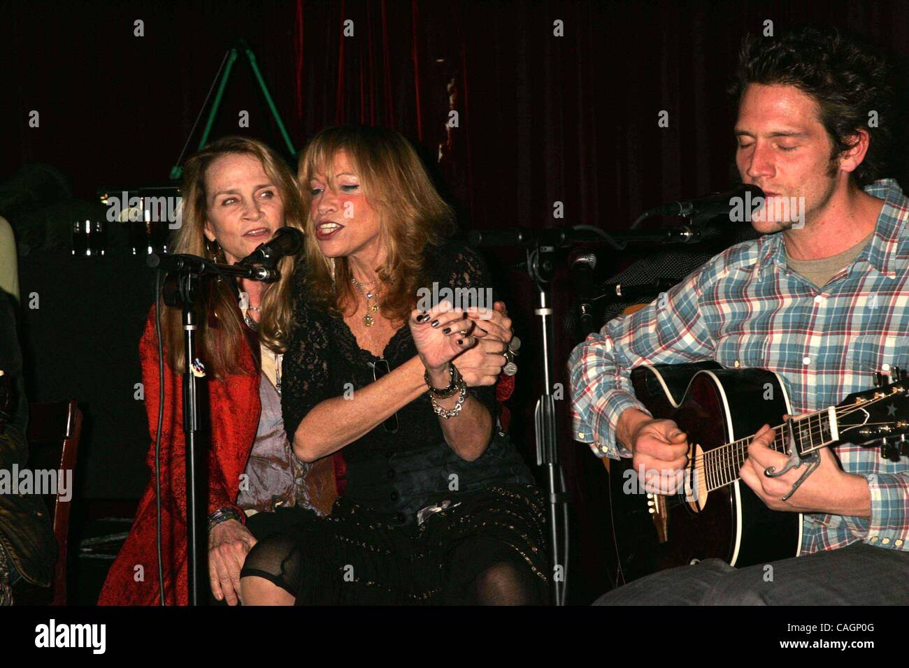 Carly simon hi-res stock photography and images - Alamy