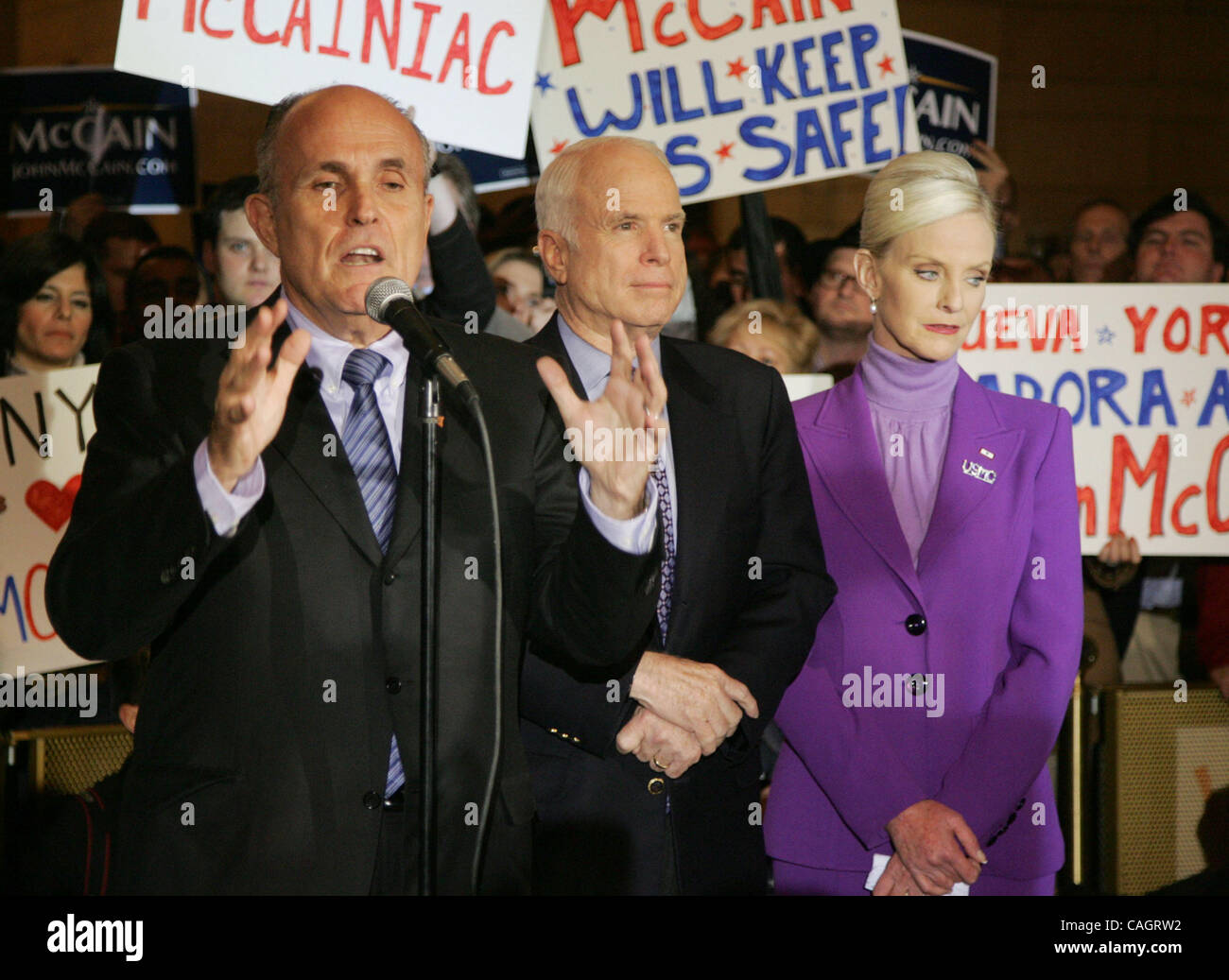 Feb 04, 2008 - New York, NY, USA -Former NYC Mayor RUDY GIULIANI ...