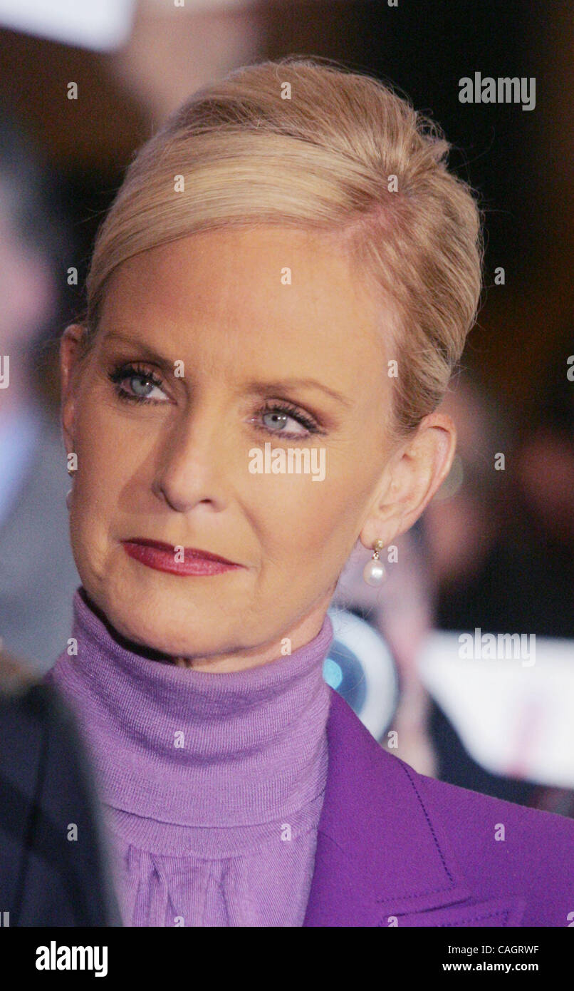 Feb 04, 2008 - New York, NY, USA - WIfe CINDY MCCAIN at Republican ...