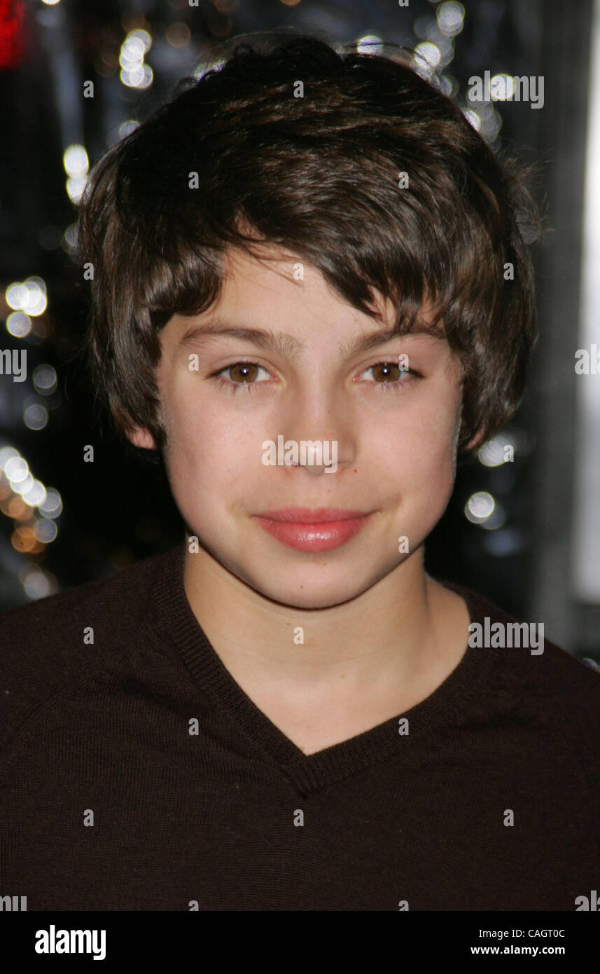 Feb 04, 2008 - New York, NY, USA - Actor JAKE T. AUSTIN at the New York ...
