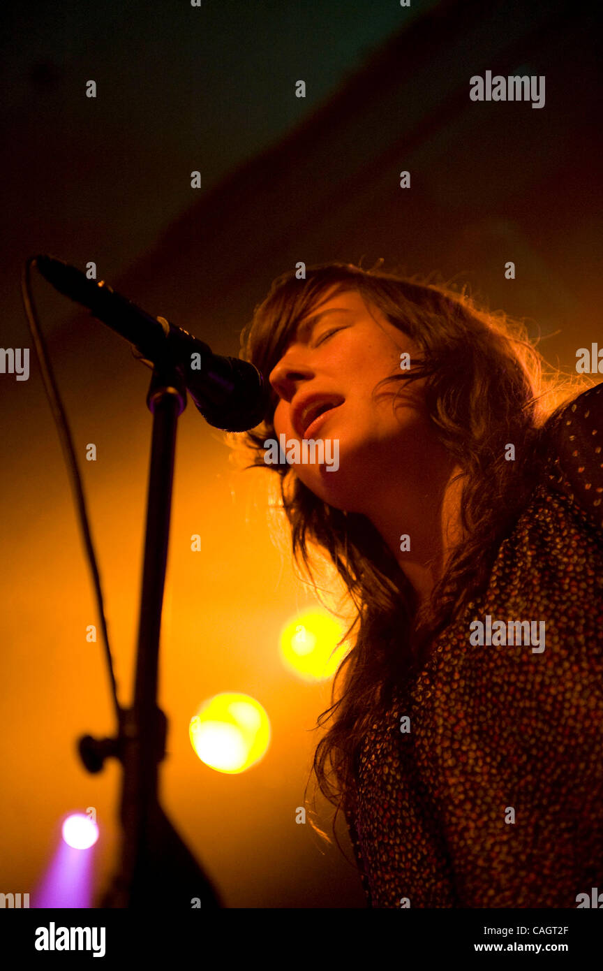 Feb 04, 2008 - San Francisco, California, USA - Canadian indie-rock ...