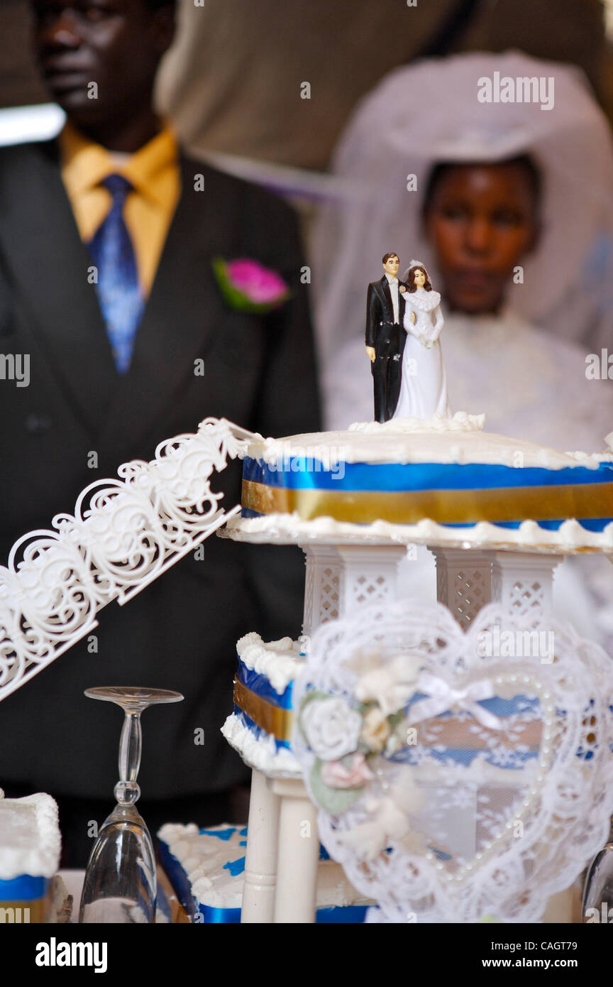Uganda wedding hi-res stock photography and images - Alamy