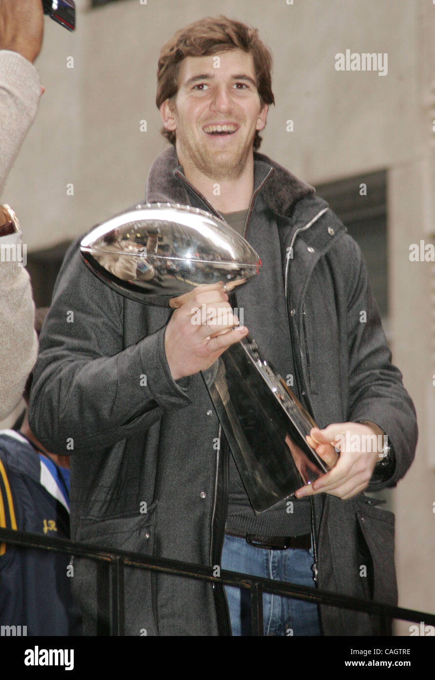 Vince lombardi trophy hi-res stock photography and images - Alamy