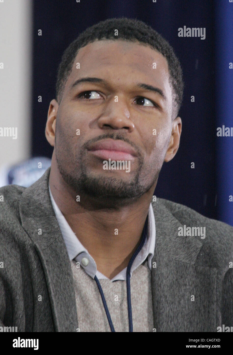 New york giants michael strahan hi-res stock photography and images - Alamy