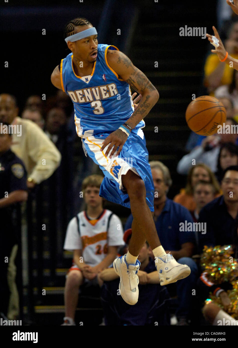 Allen iverson nuggets hi-res stock photography and images - Alamy