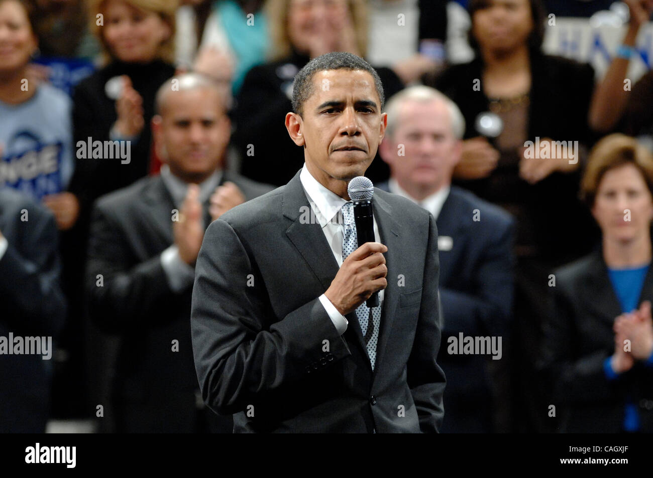 25 January 2008: Democratic presidential candidate Barack Obama speaks ...