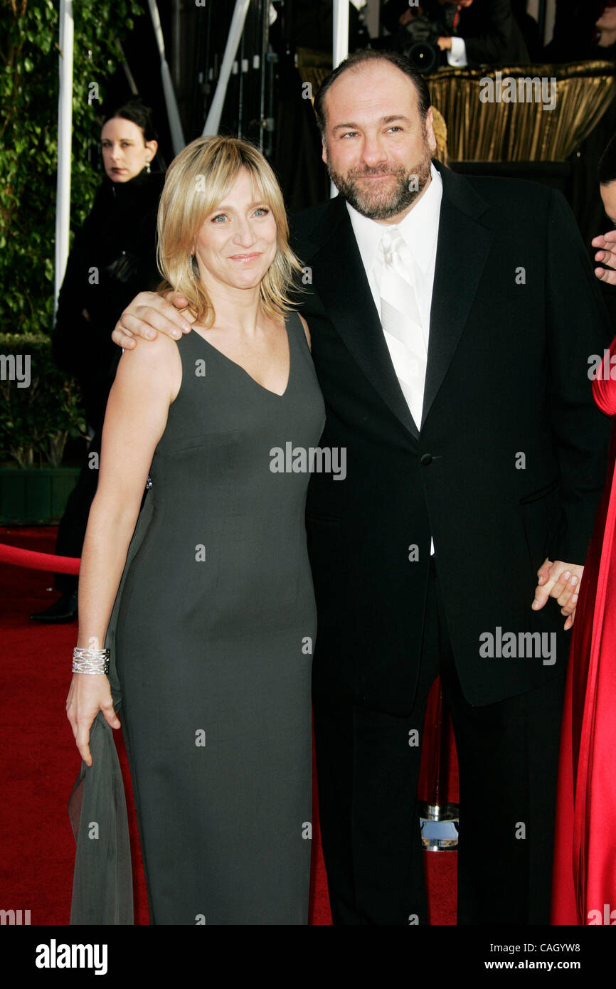 James gandolfini edie falco hi-res stock photography and images - Alamy