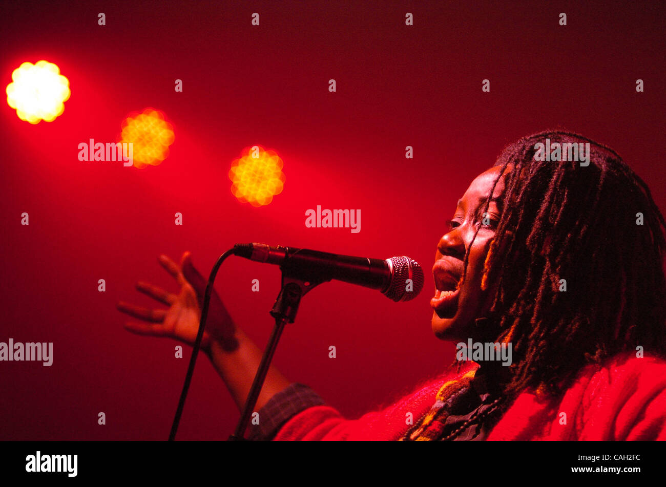 Tawiah singer hi-res stock photography and images - Alamy