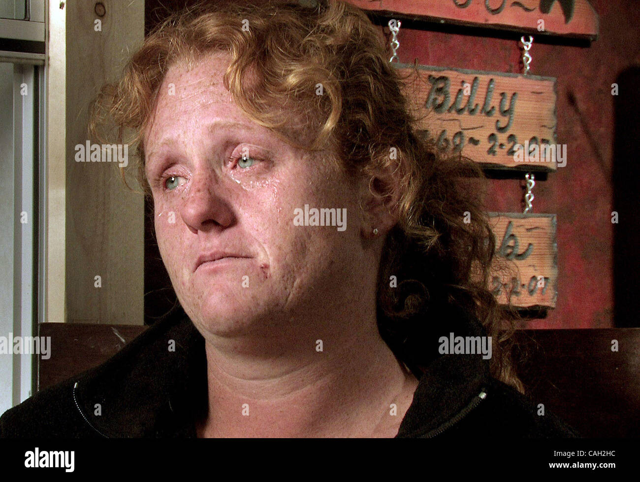 Becky Nolan (cq) tearfully recounts the night her husband William and 7 ...