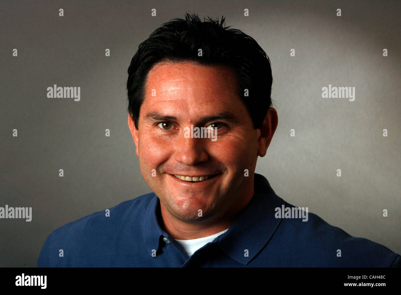CAPTION: (Cypress Creek 01/20/2008) Izzy Gould sig photo. (MIKE PEASE ...