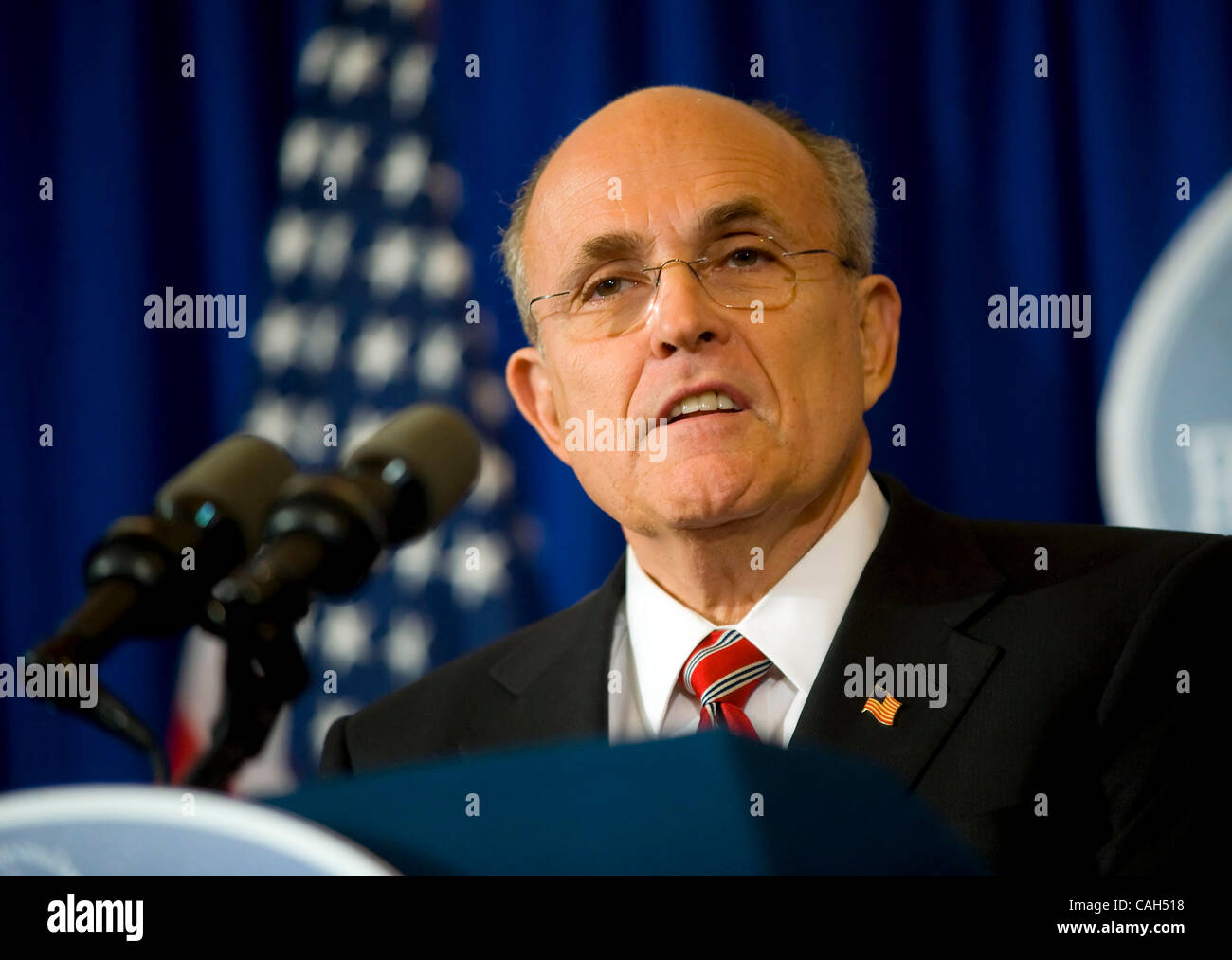 Jan 30, 2008 - Simi Valley, California, USA - RUDY GIULIANI announces ...