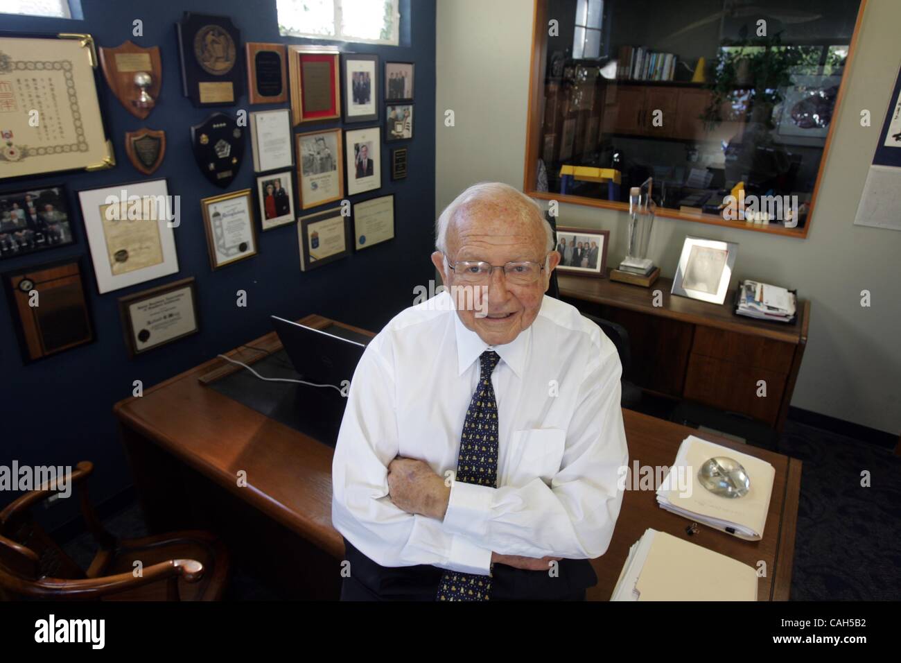 Jan. 13, 2011 - Los Angeles, California, U.S. - RICHARD C. KING ...