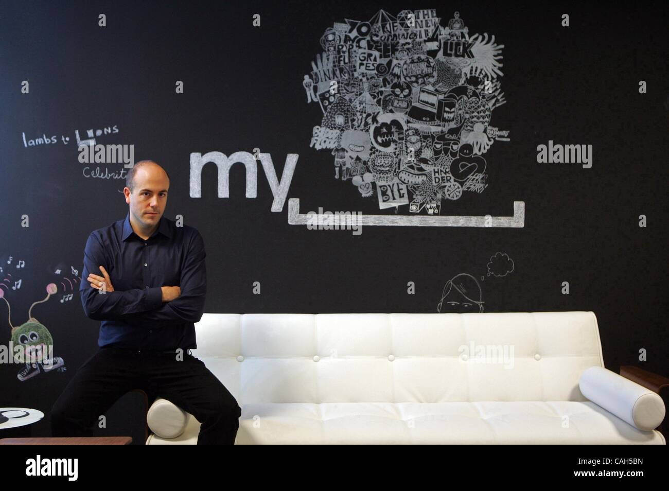 Myspace 2011 hi-res stock photography and images - Alamy
