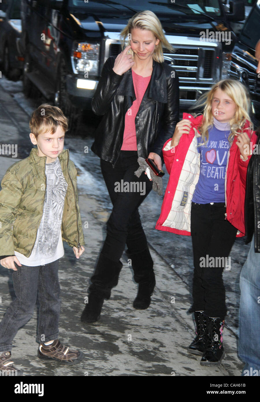 Mason olivia grammer and jude gordon grammer hi-res stock photography ...
