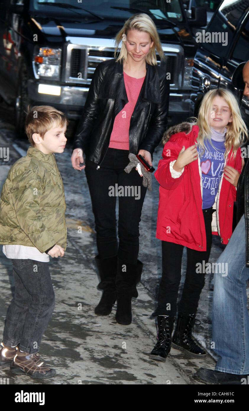 Mason olivia grammer and jude gordon grammer hi-res stock photography ...