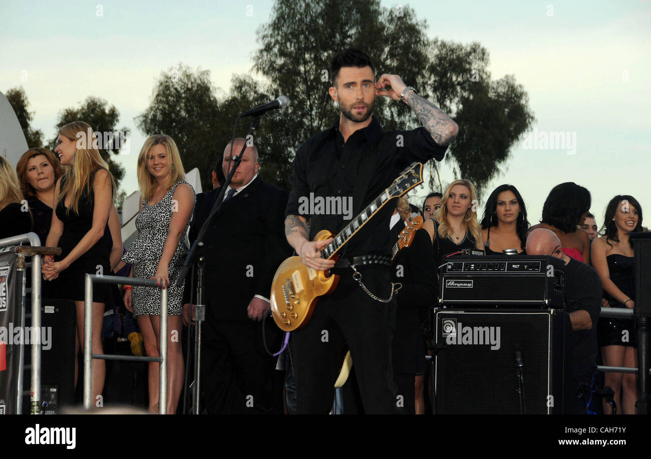 Maroon 5 photos hi-res stock photography and images - Alamy