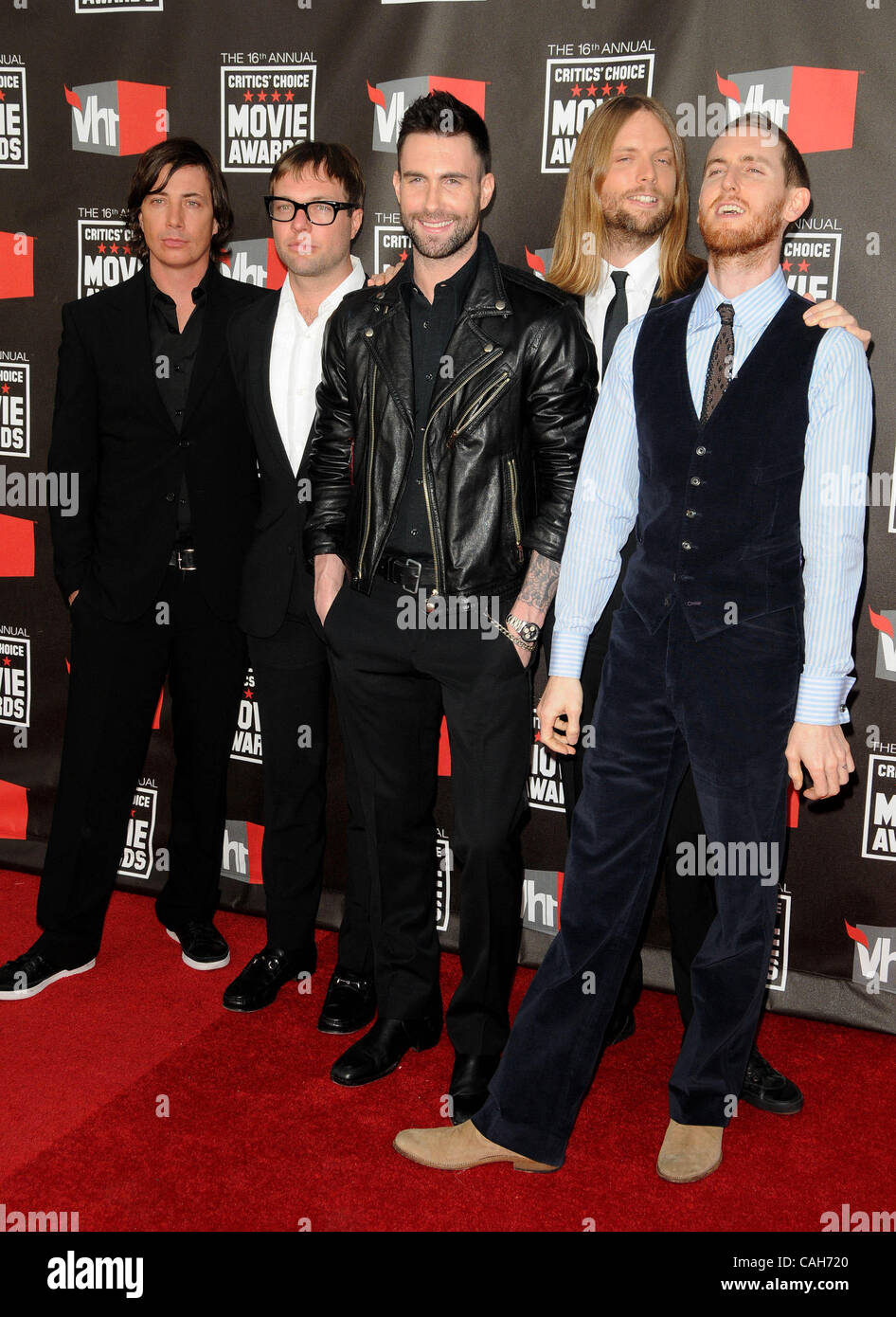 Maroon 5 photos hi-res stock photography and images - Alamy