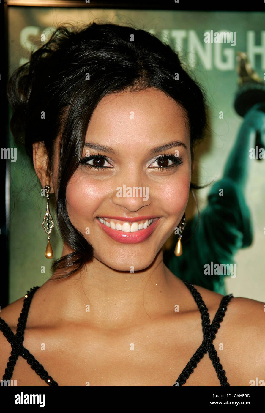 Jessica Lucas Cloverfield
