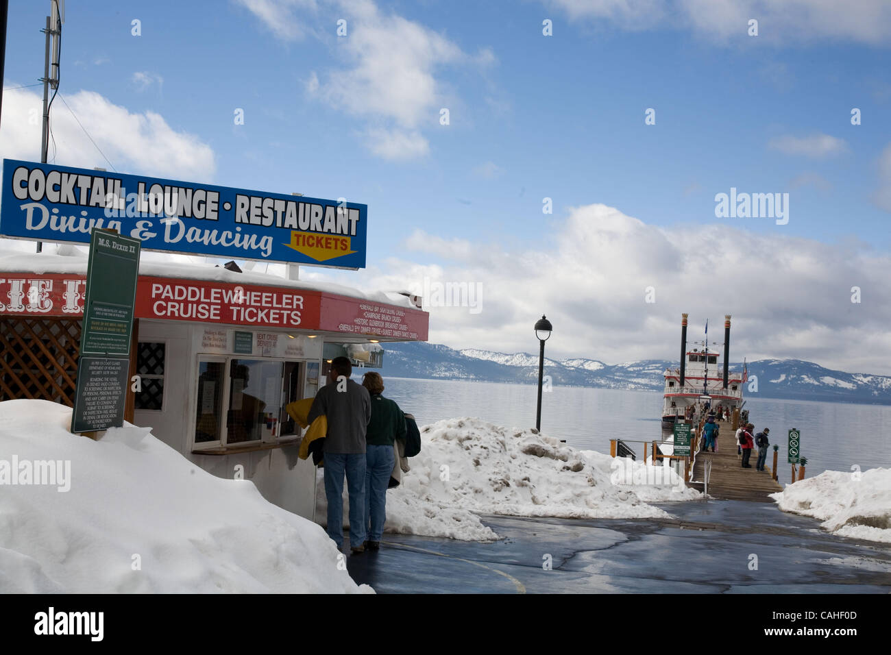 Jan 17, 2008 - Lake Tahoe, Nevada, USA - The M.S. Dixie II ...