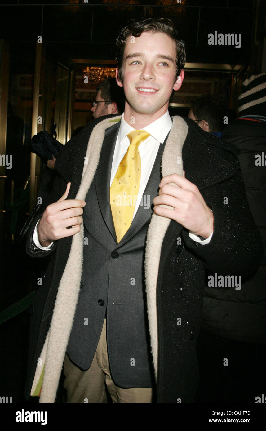 Jan 17, 2008 - New York, NY, USA - Actor MICHAEL URIE at the arrivals ...