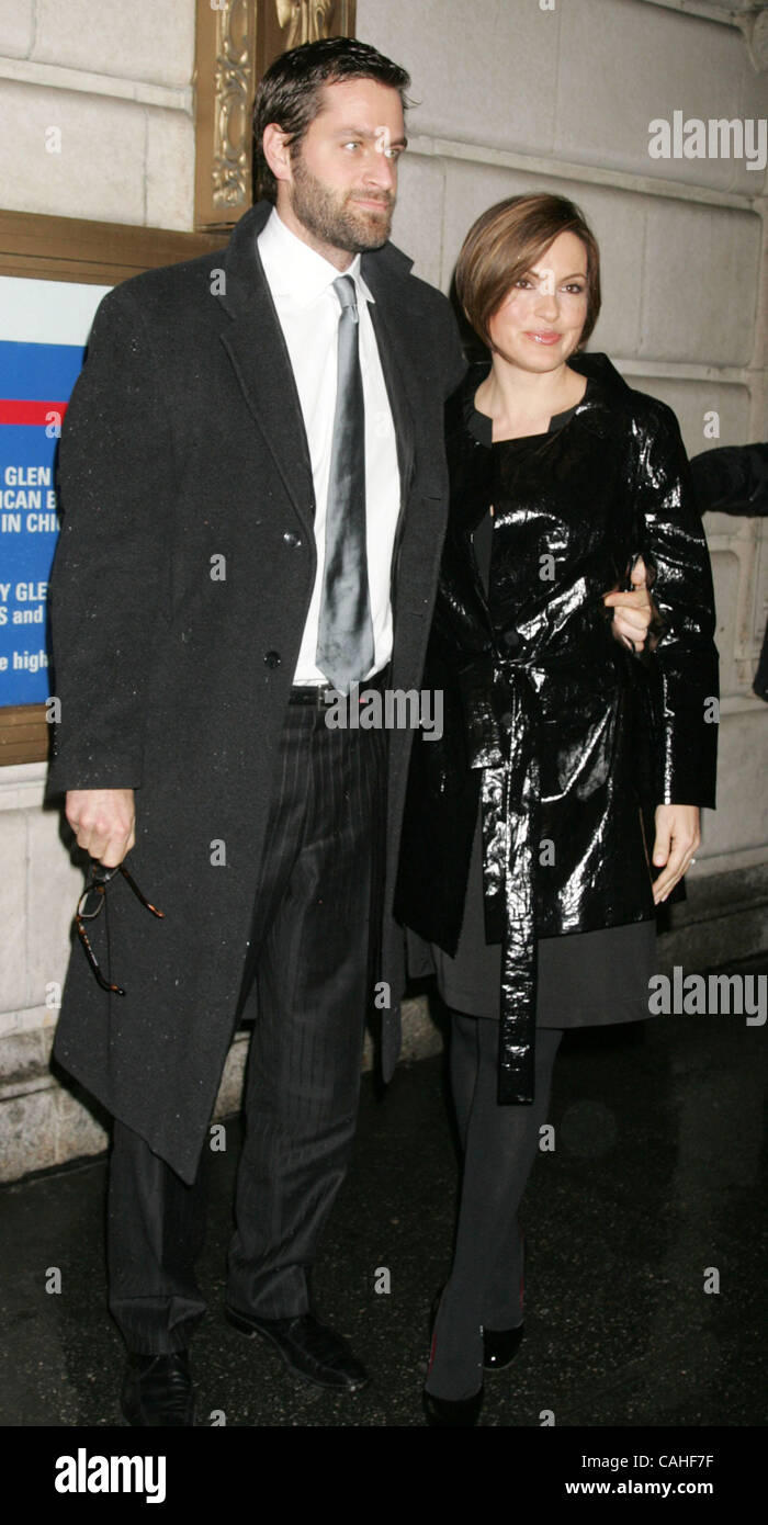 Jan 17, 2008 - New York, NY, USA - Actors PETER HERMANN and MARISKA ...
