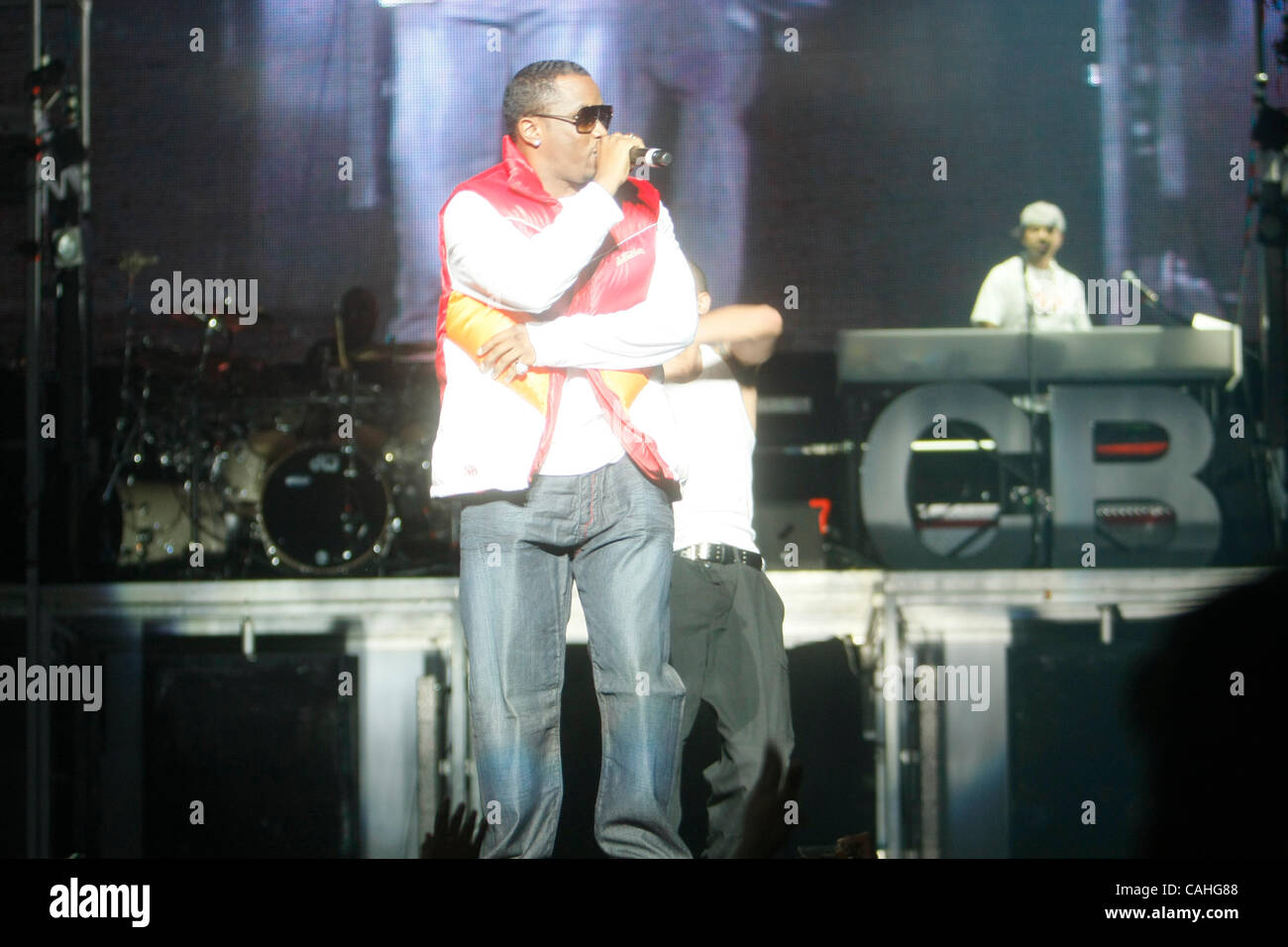 P diddy concert hi-res stock photography and images - Alamy