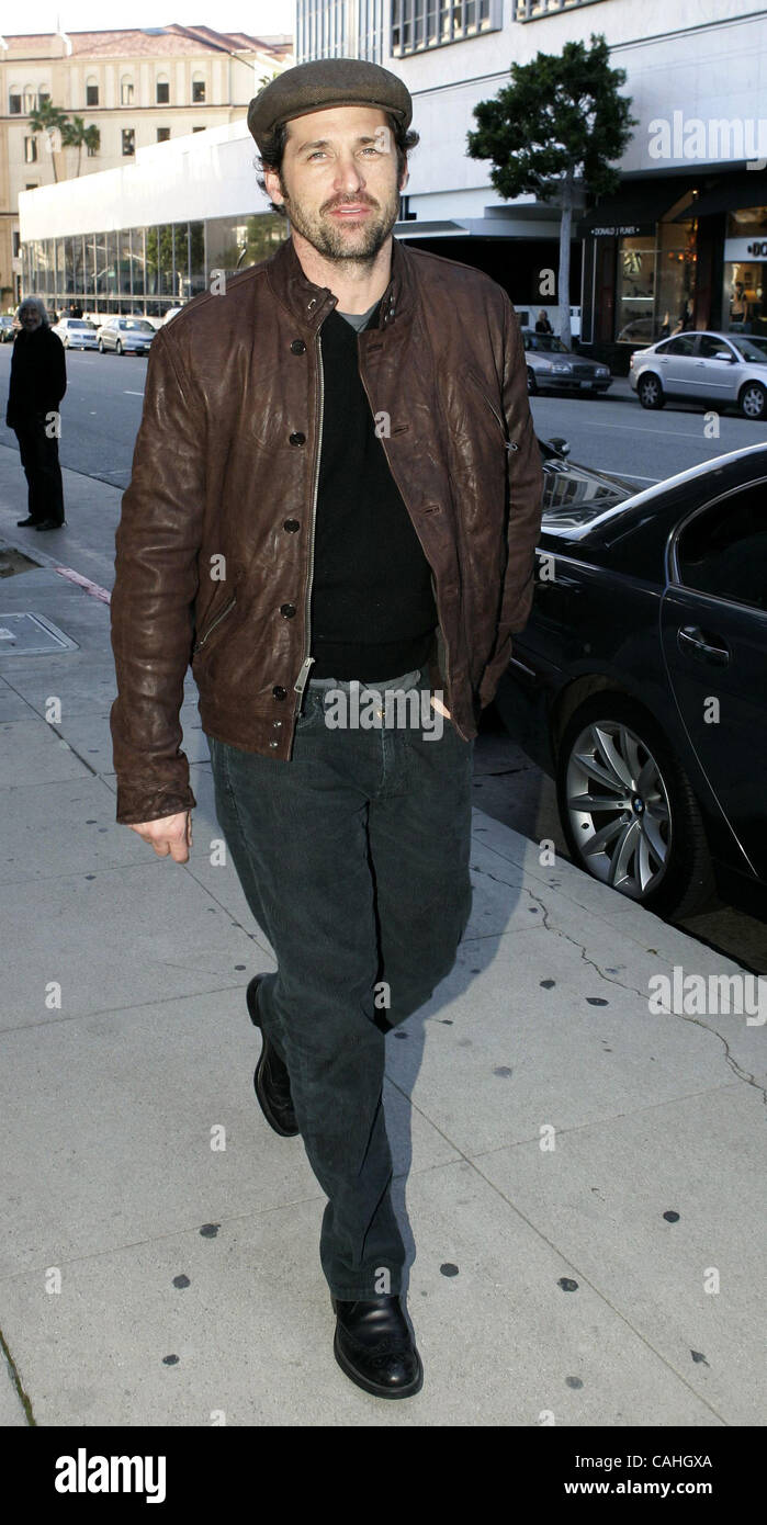 Beverly Hills, 2008-1-17 / Actor PATRICK DEMPSEY leaving a restaurant ...