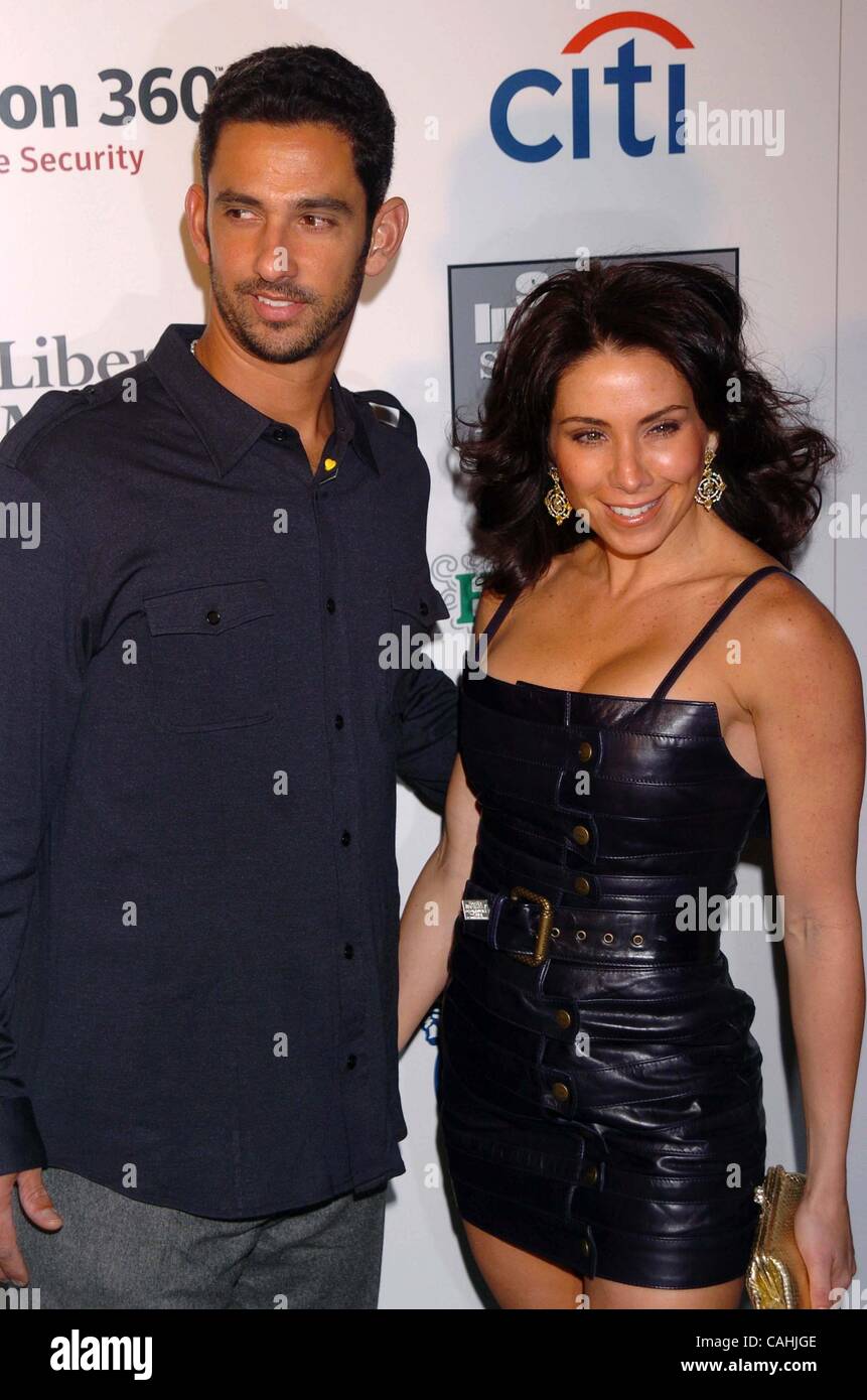 Laura posada and jorge posada hi-res stock photography and images - Alamy