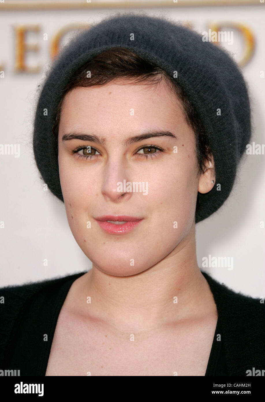 Dec 08, 2007 - Hollywood, California, USA - RUMOR WILLIS arriving to ...