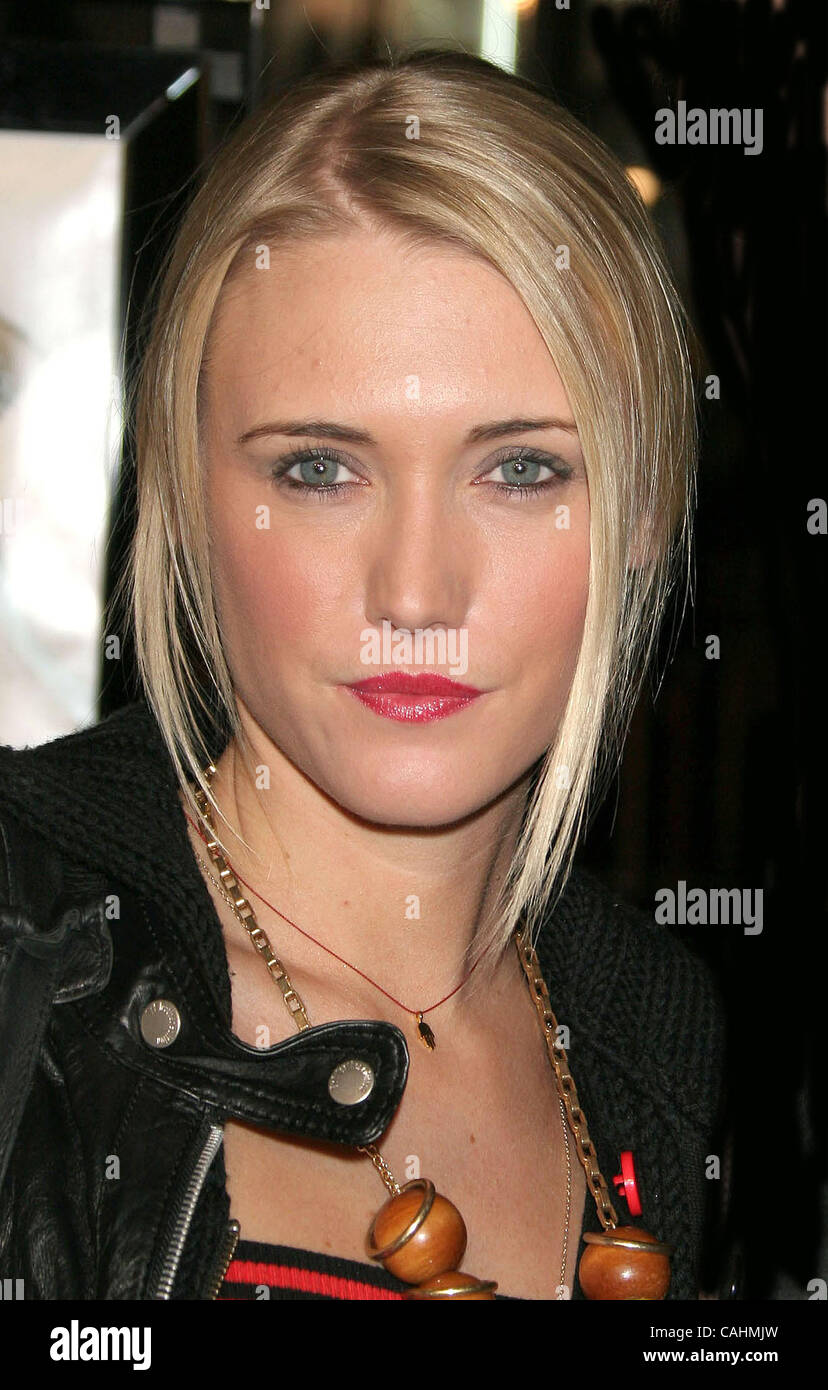 Polly Brown and Billy Burke at the 'P.S. I Love You' World Premiere ...