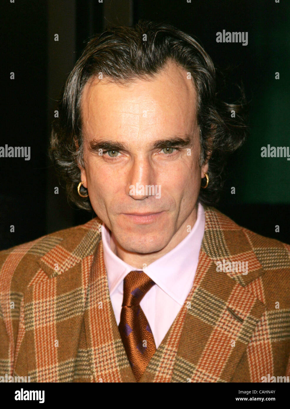 Dec 10, 2007 - New York, NY, USA - Actor DANIEL DAY-LEWIS at the New ...