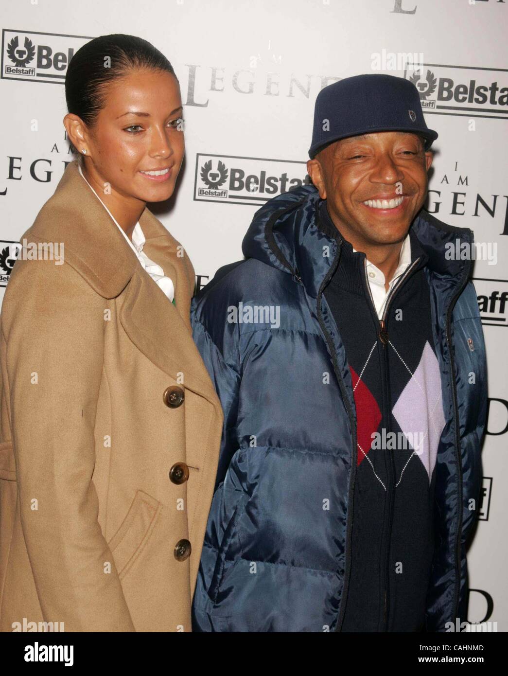 Dec. 11, 2007 - New York, New York, U.S. - I AM LEGEND PREMIERE AT WA ...