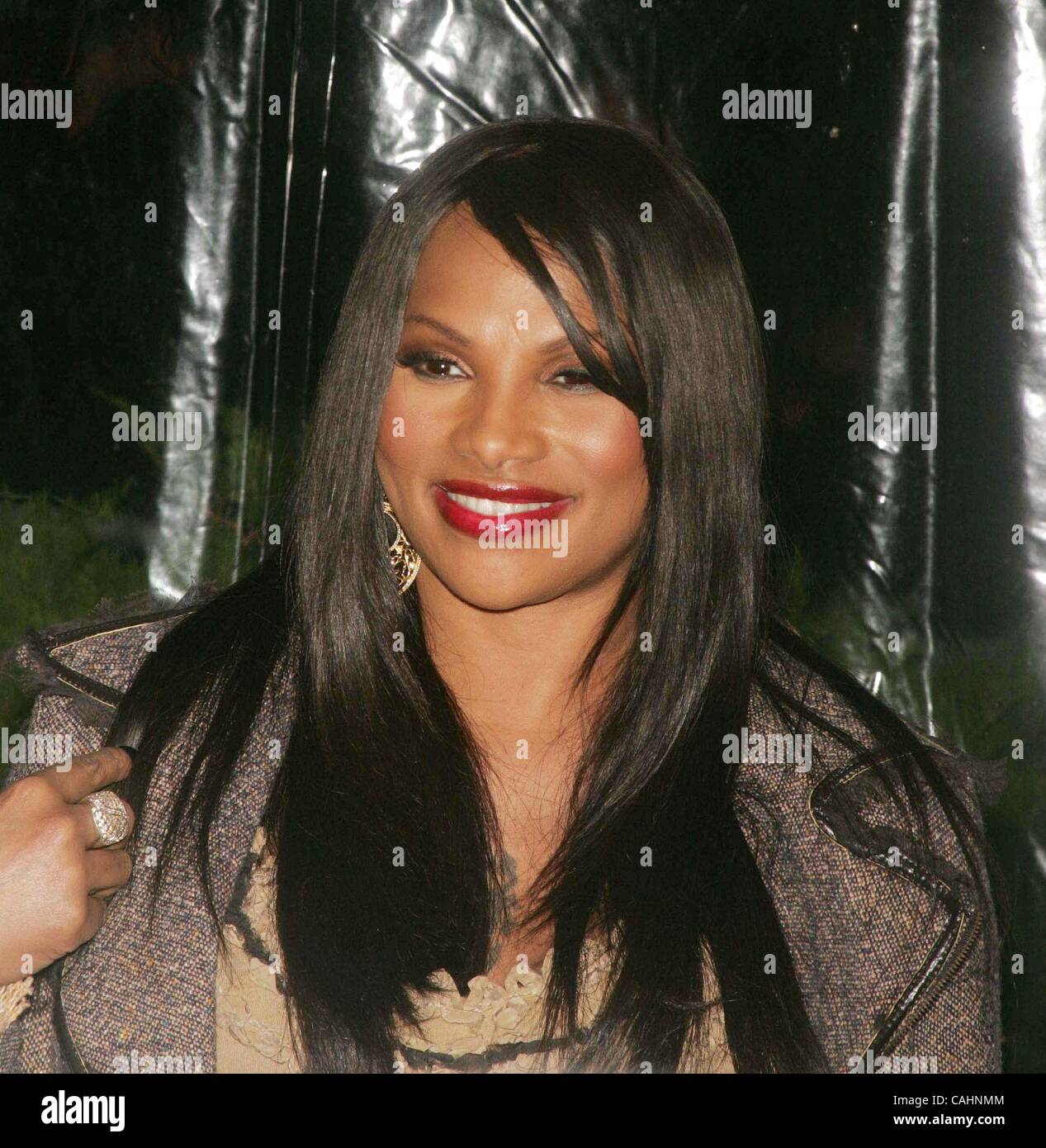 Dec. 11, 2007 - New York, New York, U.S. - I AM LEGEND PREMIERE AT WA ...