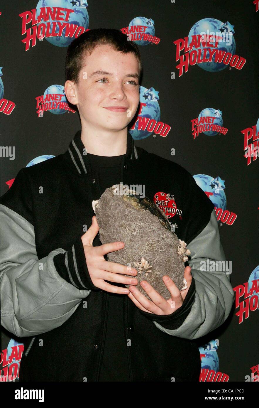 Dec. 12, 2007 - New York, New York, U.S. - ALEX ETEL DONATES ...