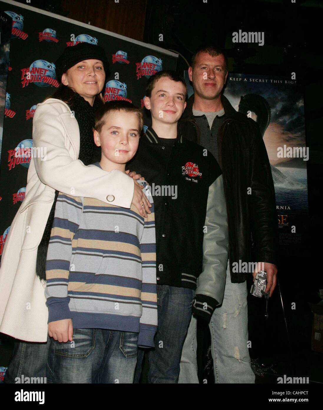 Dec. 12, 2007 - New York, New York, U.S. - ALEX ETEL DONATES ...