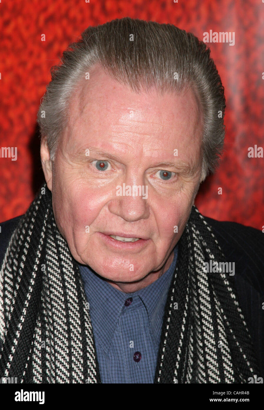 Dec 13, 2007 - New York, NY, USA - JON VOIGHT at the New York premiere ...
