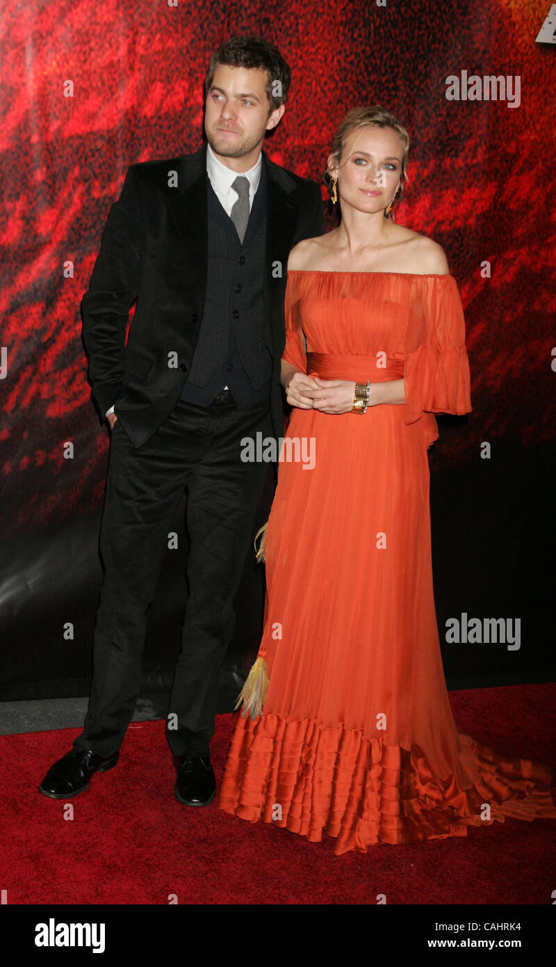 Dec 13, 2007 - New York, NY, USA - Actress DIANE KRUGER and actor ...