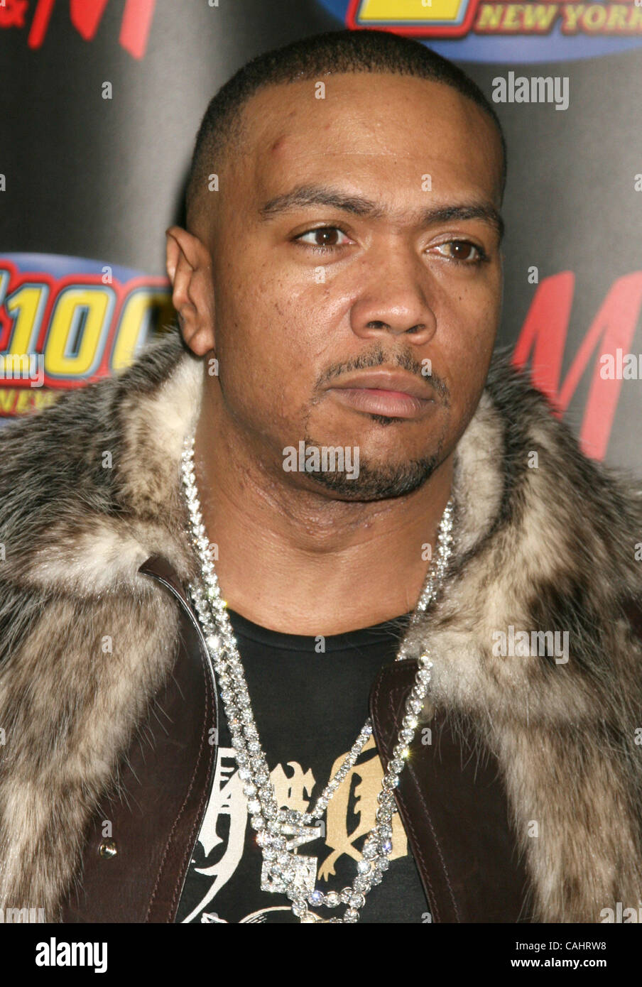Dec 14, 2007 - New York, NY, USA - Rapper TIMBALAND poses for photos in ...