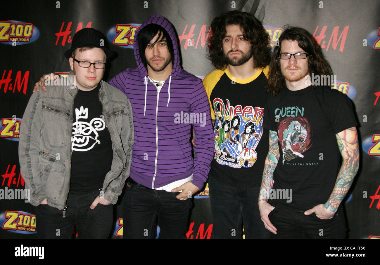 Dec 14, 2007 - New York, NY, USA - Musicians PATRICK STUMP, PETE WENTZ ...