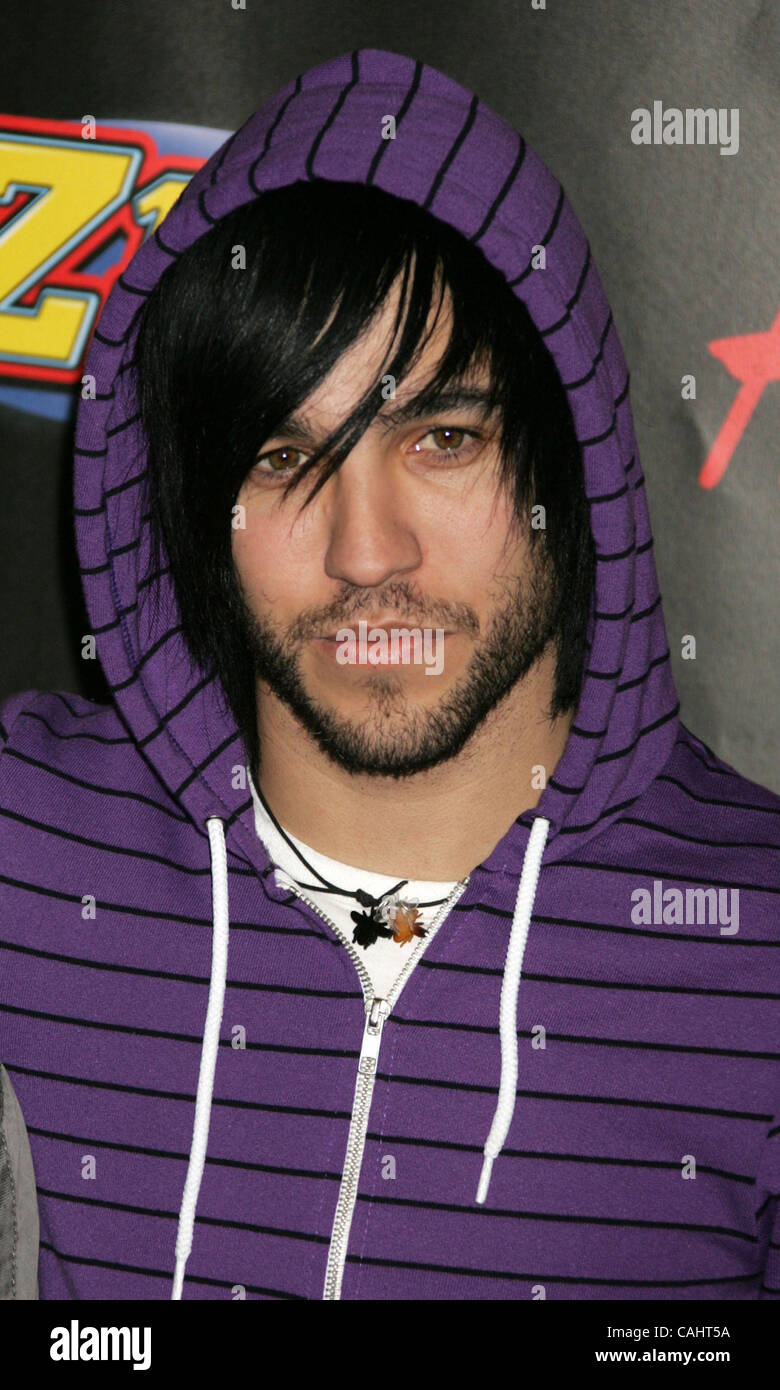 Pete Wentz 2002