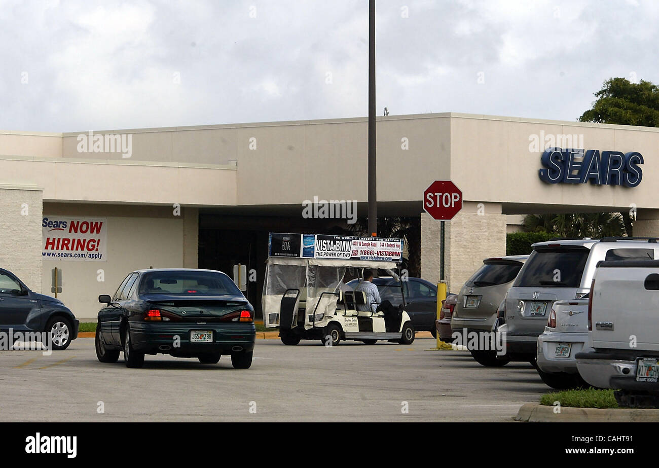 Town center mall boca raton hi-res stock photography and images - Alamy