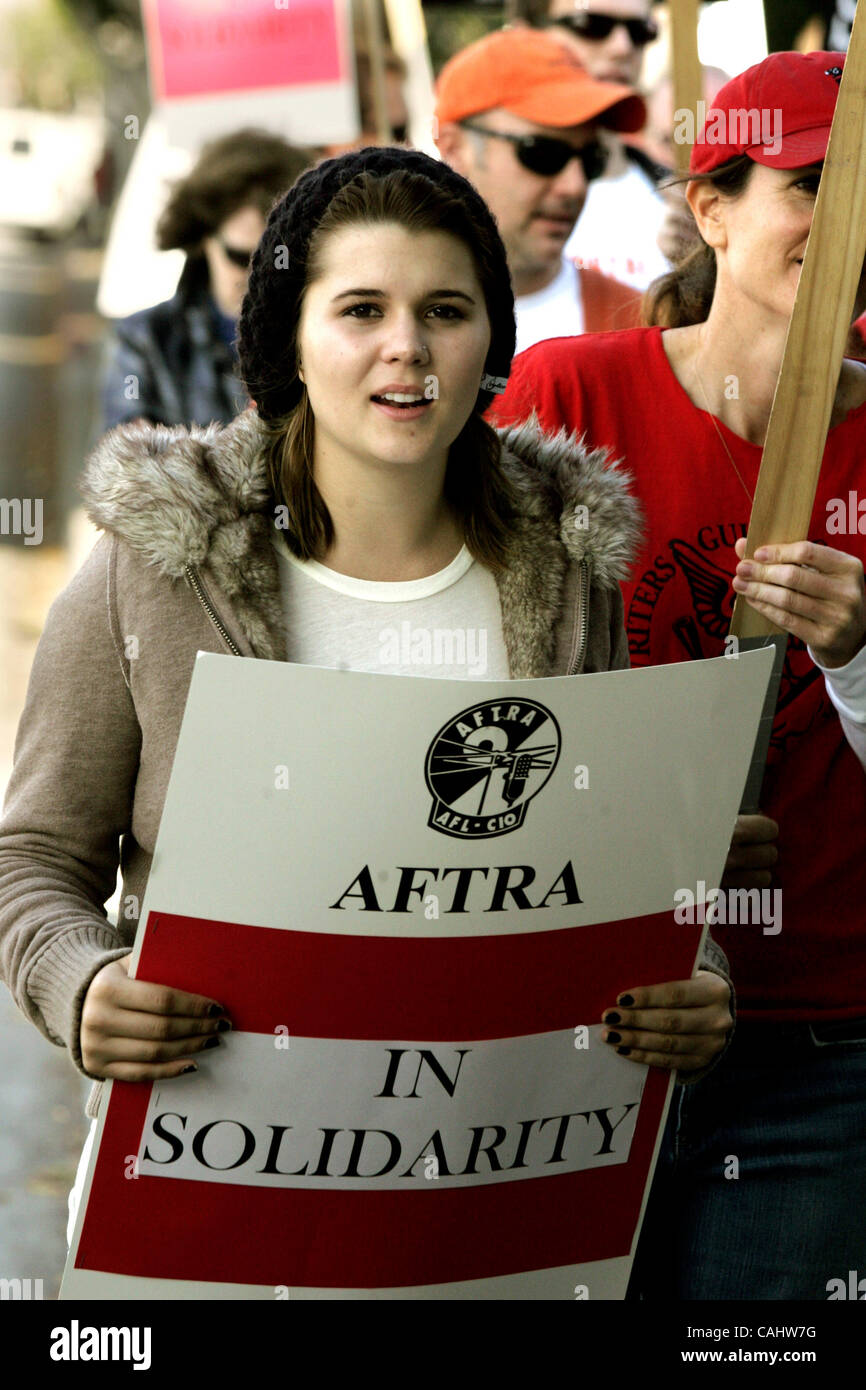 Writers of general hospital hi-res stock photography and images - Alamy