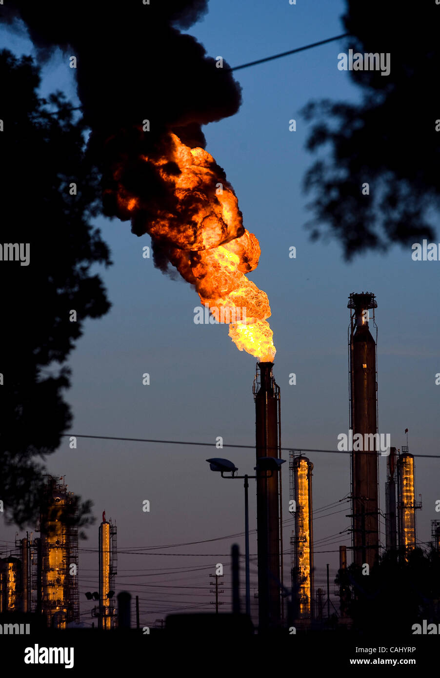 Chevron refinery el segundo hi-res stock photography and images - Alamy
