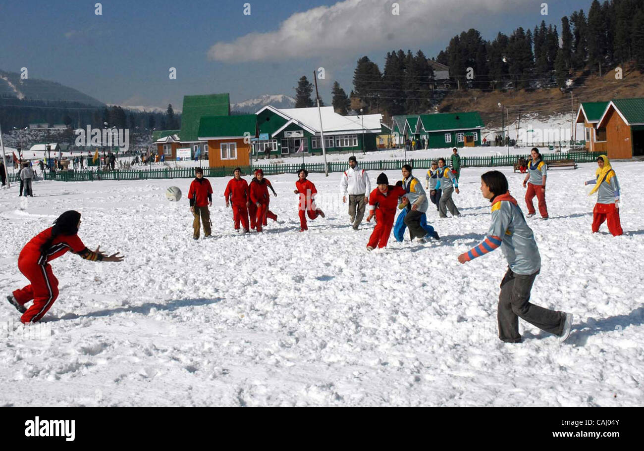 Kashmiri Girls play rugby during the third day of the snow festival in ...