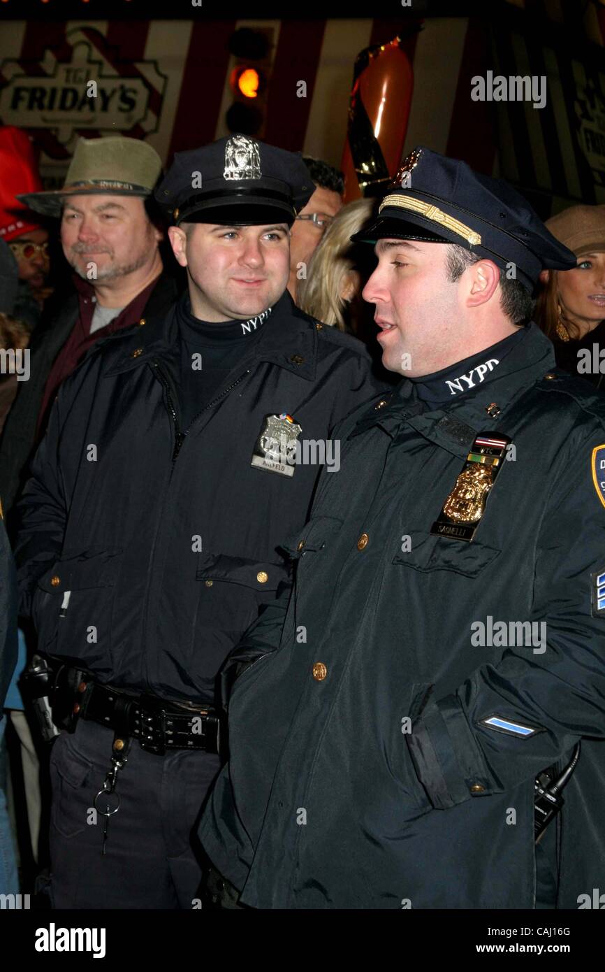 Dec. 31, 2007 - New York, New York, U.S. - K55958ML.NEW YEARS EVE.TIMES ...