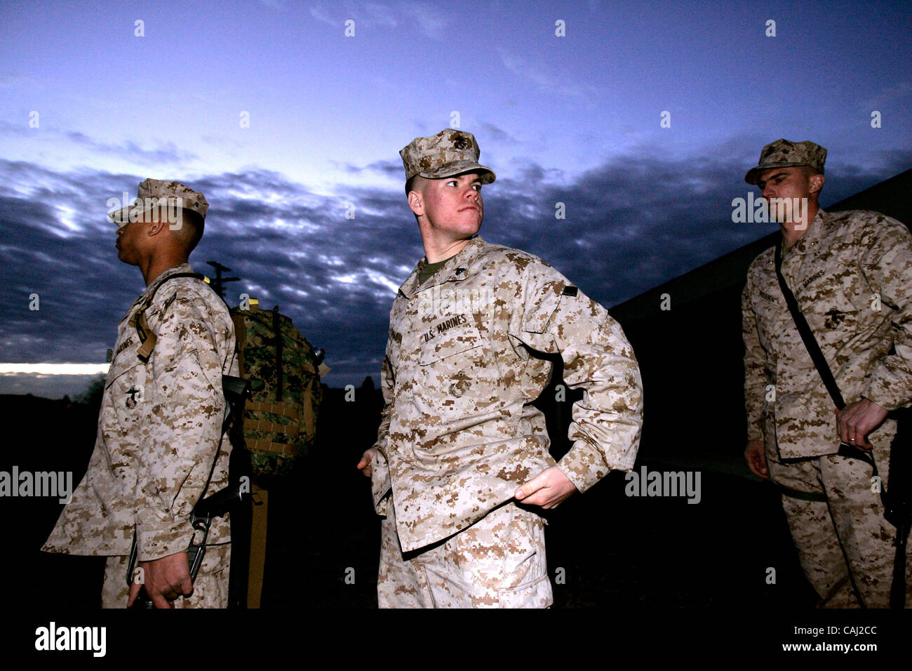 Now stand in line hi-res stock photography and images - Alamy